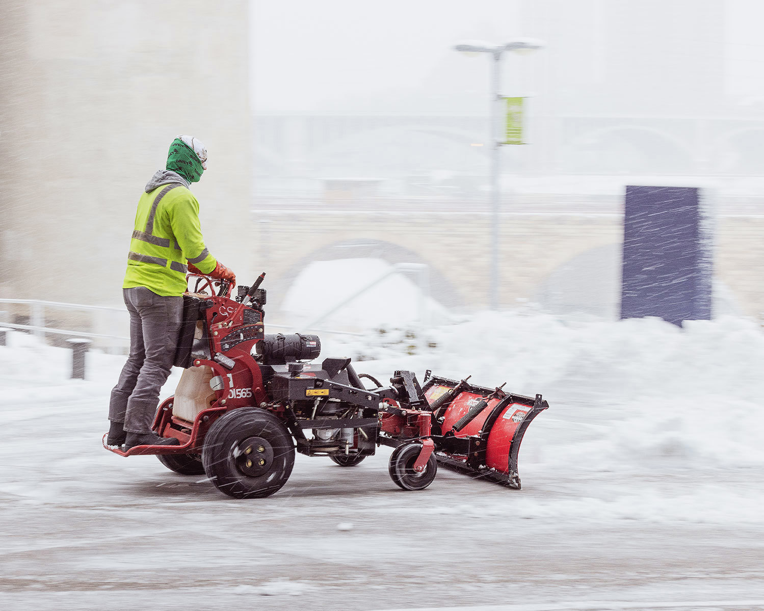 Commercial Snow & Ice Removal Services | Davey Tree